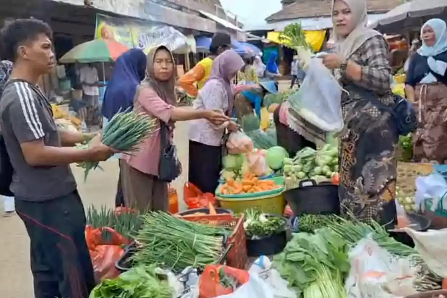 Harga Sayuran di Pasar Tradisional Magetan Anjlok Usai Libur Nataru ...